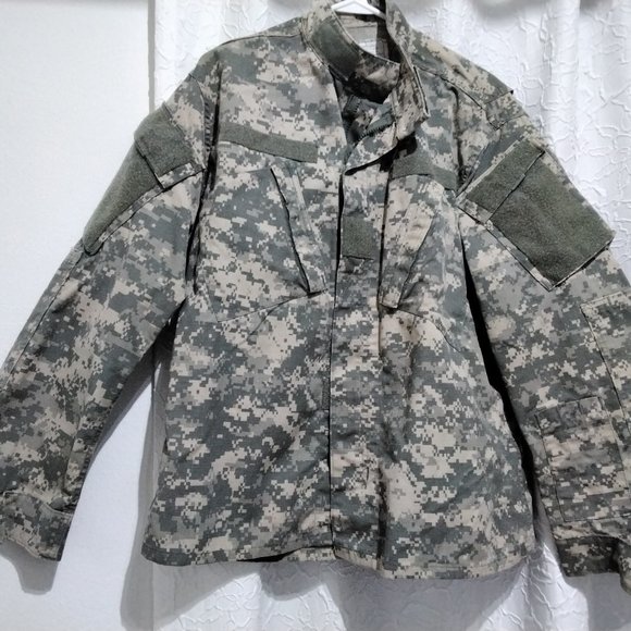 US Army Combat Uniform | Jackets & Coats | Us Army Combat Uniform Top ...
